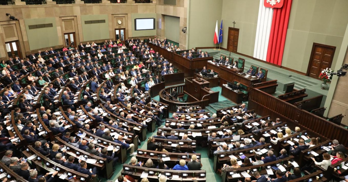 Tak chcą głosować Polacy w wyborach. Zobacz wyniki najnowszego sondażu