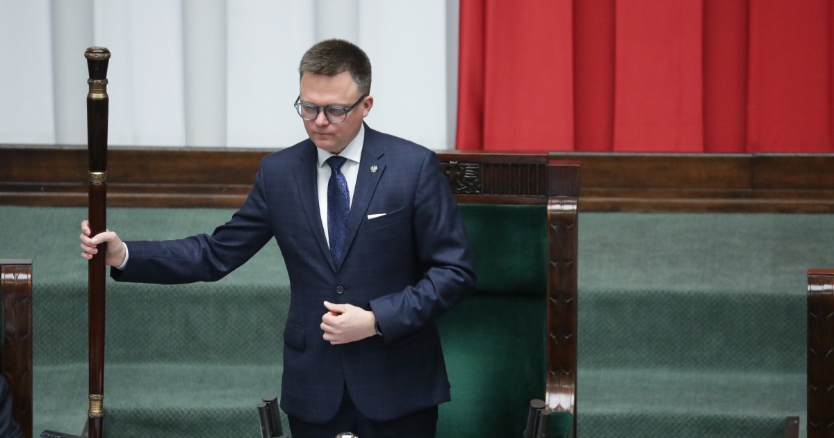 Ozdoba do Hołowni: Czy czuje się pan "kretynem, idiotą, debilem"?