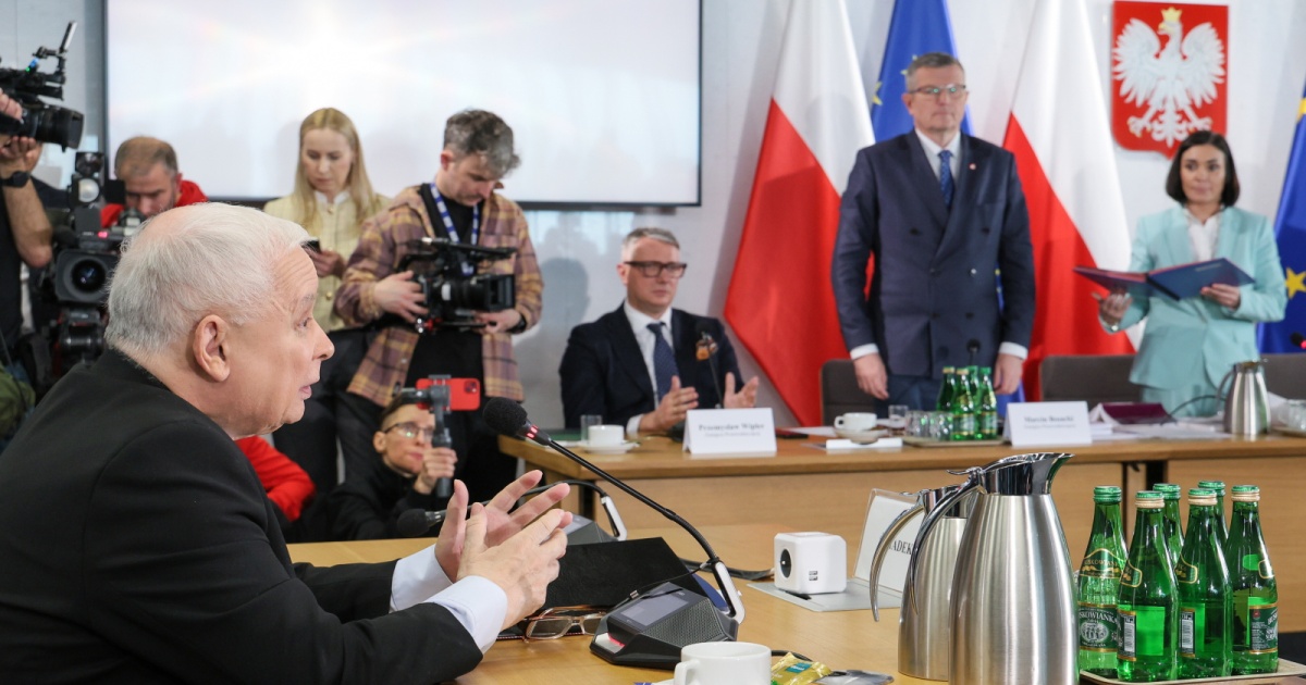 Kompromitacja komisji ds. Pegasusa. Szefowa komisji się tłumaczy Kompromitacja komisji ds. Pegasusa. Szefowa komisji się tłumaczy
