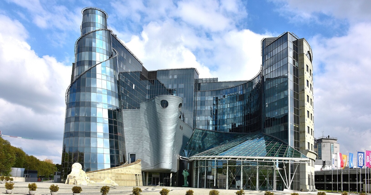 Po 16 latach pracy znana dziennikarka kończy współpracę z flagowym ...