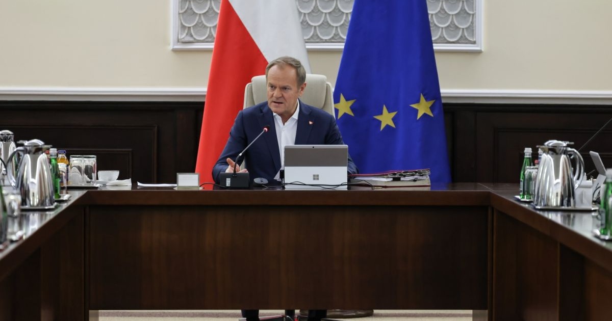 Polacy odpowiedzieli, za czyich rządów żyło im się lepiej. Zaskakujące wyniki sondażu