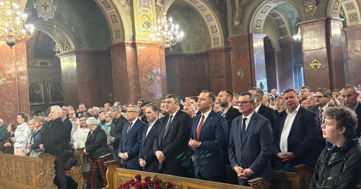 Piotr Duda i Karol Nawrocki wzięli udział w mszy św. w bazylice w Piekarach Śląskich