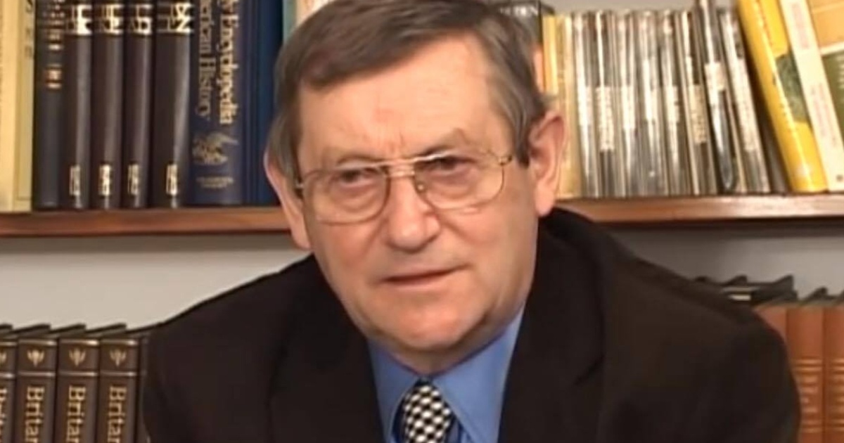 Prof. Norman Davies: "Wyciągnięcie znowu sprawy reparacyjnej jest ...