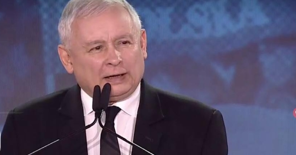PJK na okładce Tygodnika Powszechnego. Czytelnik: "Trochę portret ...