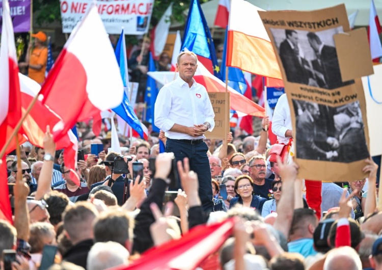 Wiec Tuska w Poznaniu. Policja podała liczbę uczestników Wiec Tuska w Poznaniu. Policja podała liczbę uczestników