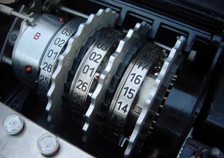 Kiedy powstał pierwszy komputer i jaki wkład w jego budowę mieli Polacy?